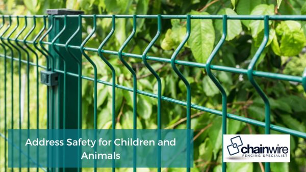 8 Factors to Check Before Installing Commercial Fencing