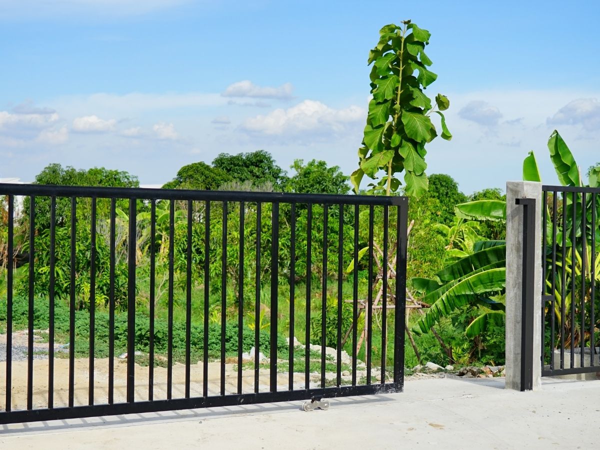 Steel Fencing Newcastle NSW